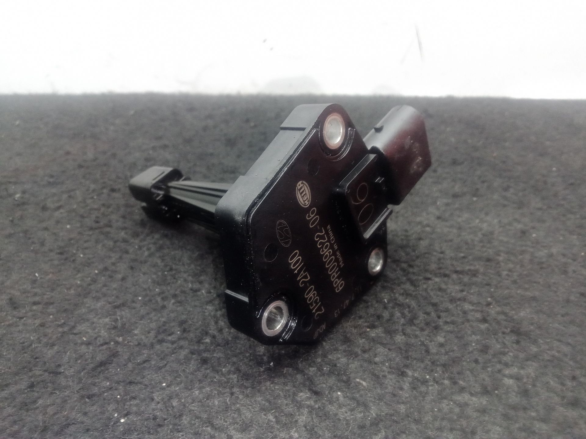 215902A100 - 6PR00962206 SENSOR / HELLA / NIVEL ACEITE / 719496 FÜR KIA ...
