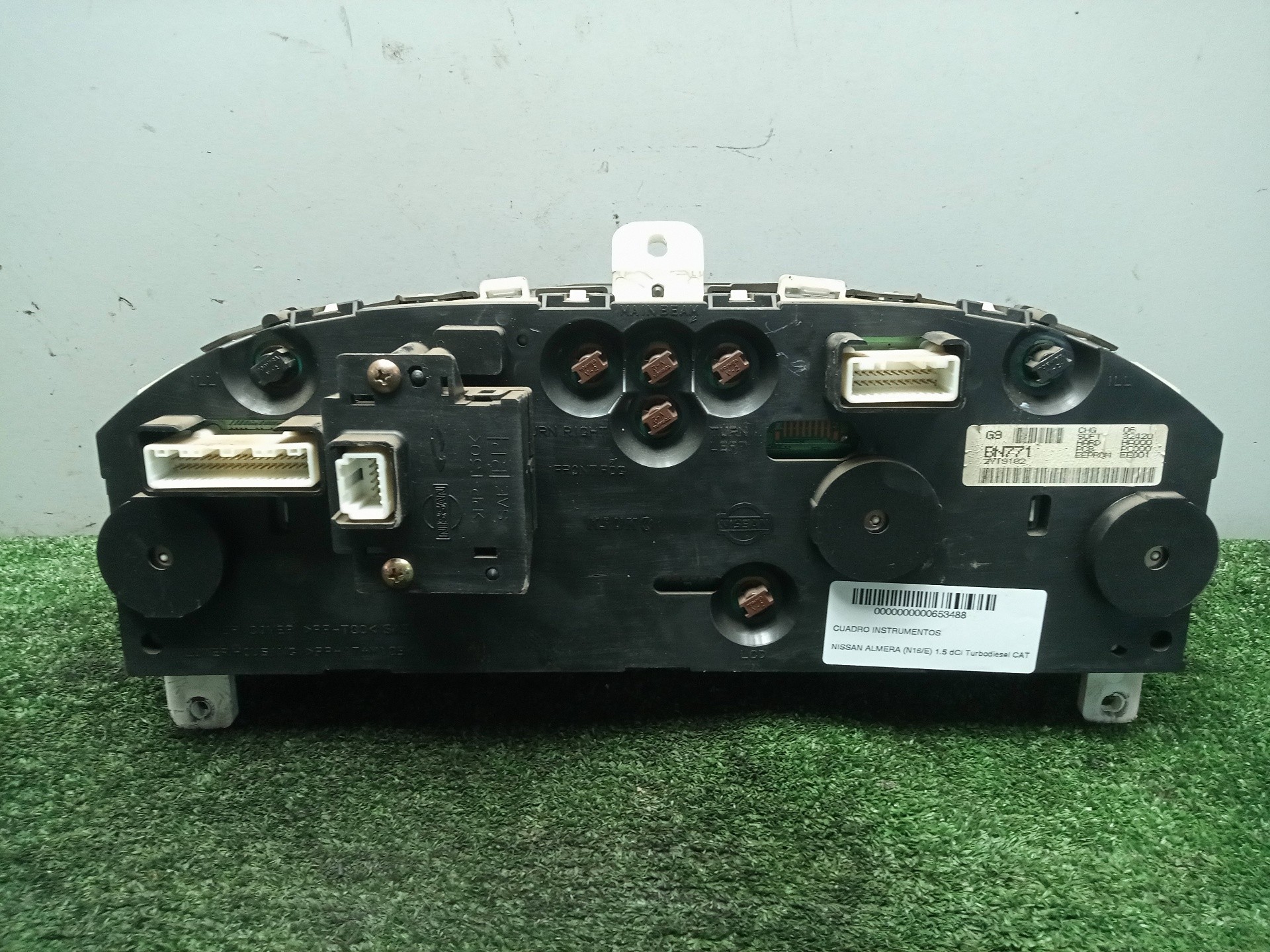 BN771 INSTRUMENTENTAFEL / Ksuk / 3.Conectores / 653488 Für Nissan ...