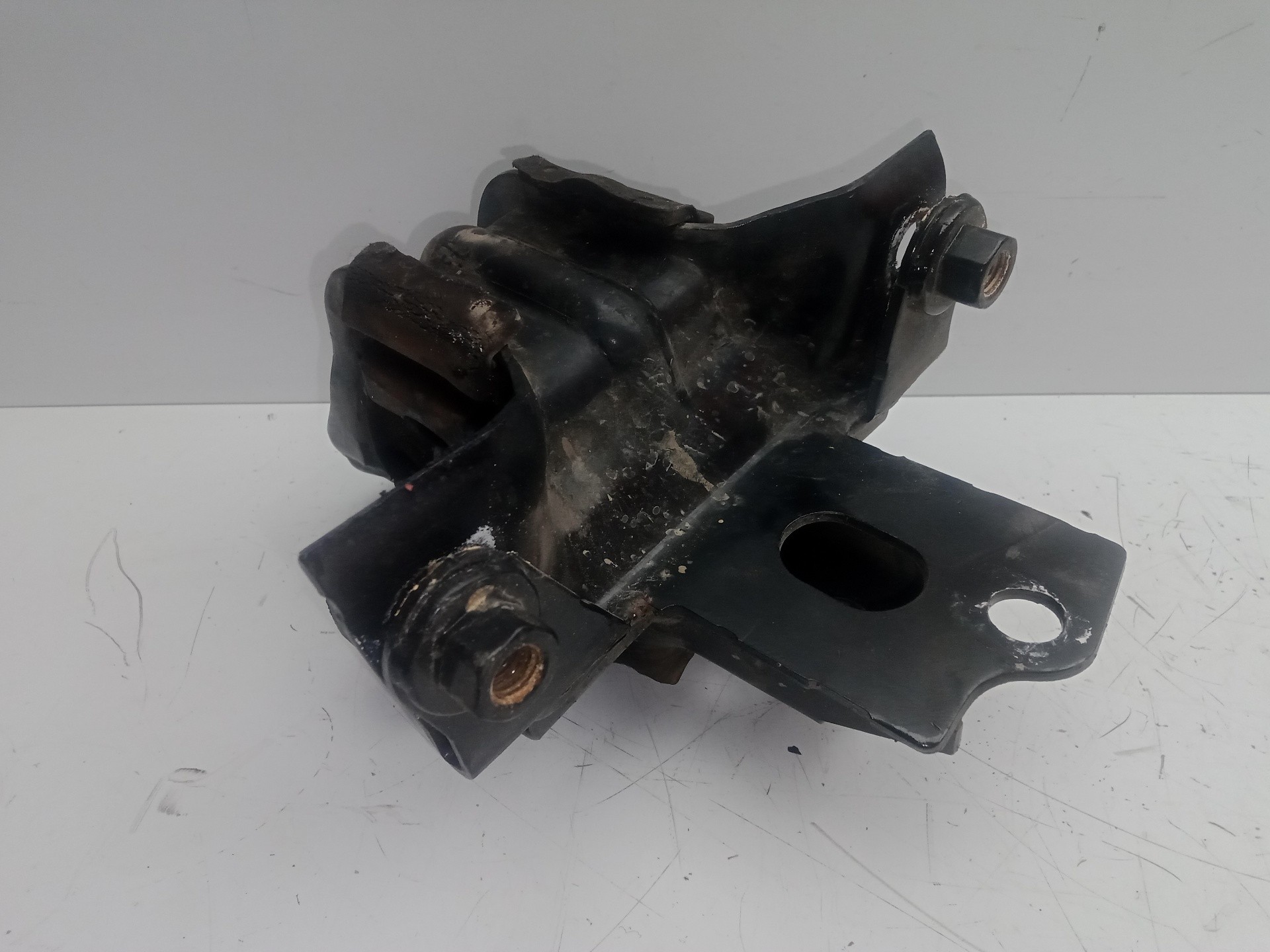 6R0199555 LEFT ENGINE SUPPORT / 649639 FOR SEAT IBIZA SC 6J1 1.2 TDI ...